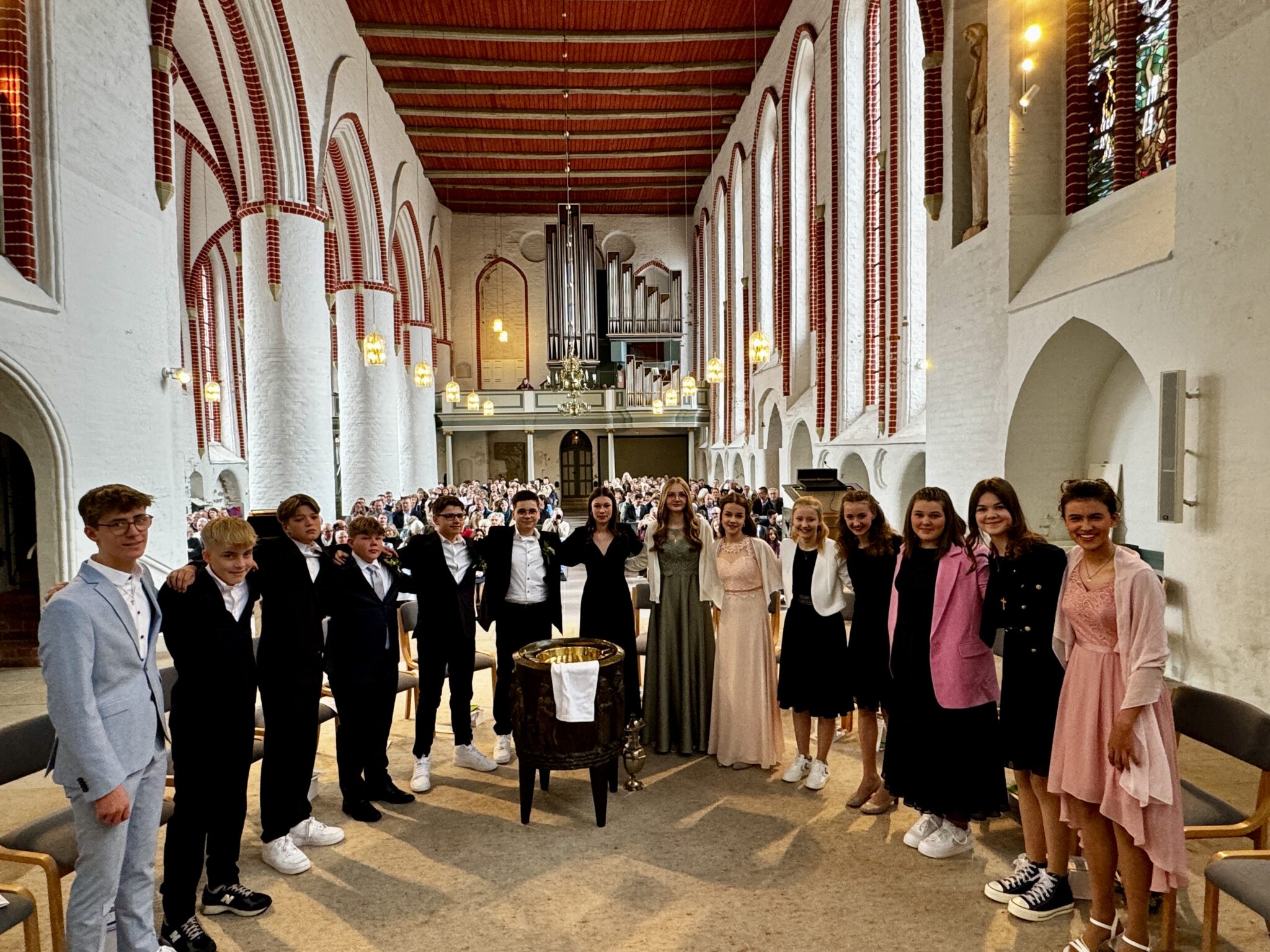 Gruppenfotos der Konfirmationen 2024 – St. Marien in Winsen
